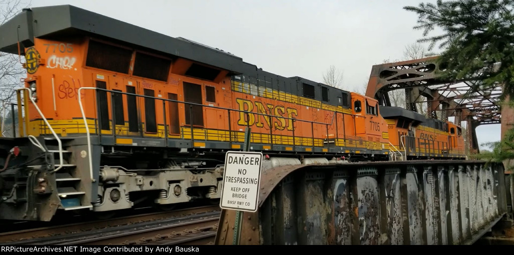 BNSF 7705